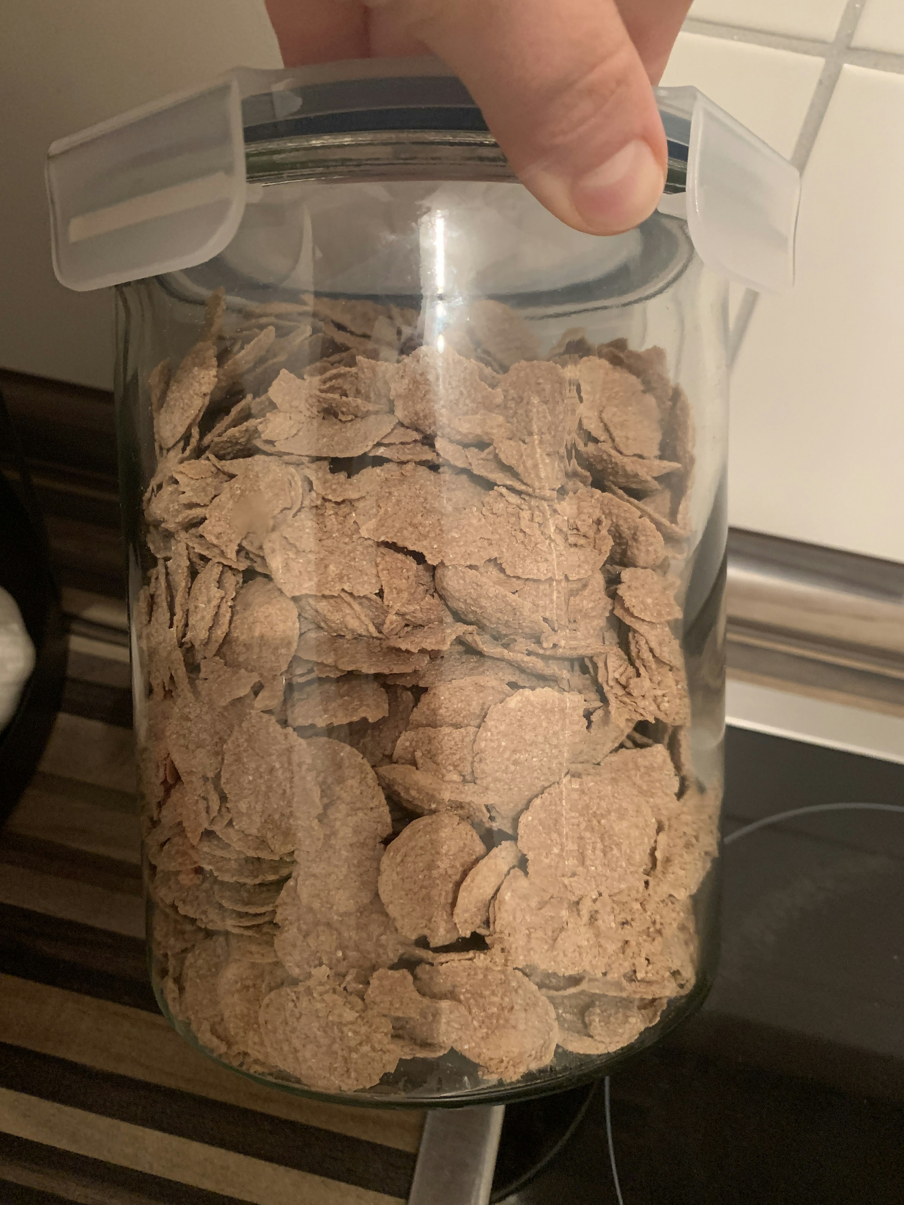 Dinkel Knusperflakes ohne Zuckerzusatz kaufen | KoRo Germany